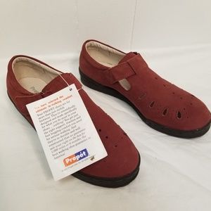 Propet | Shoes | Nwt Propet Sandle Walker 2 Red Loafers 55 Leather ...